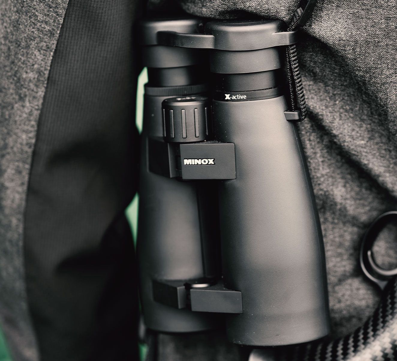 Minox X-active 10 x 25 Compact Binoculars - Rother Valley Optics Ltd